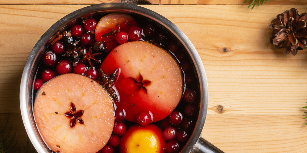 Simmering Cranberry Fragrance Oil – A Warm Welcome Candle Supply